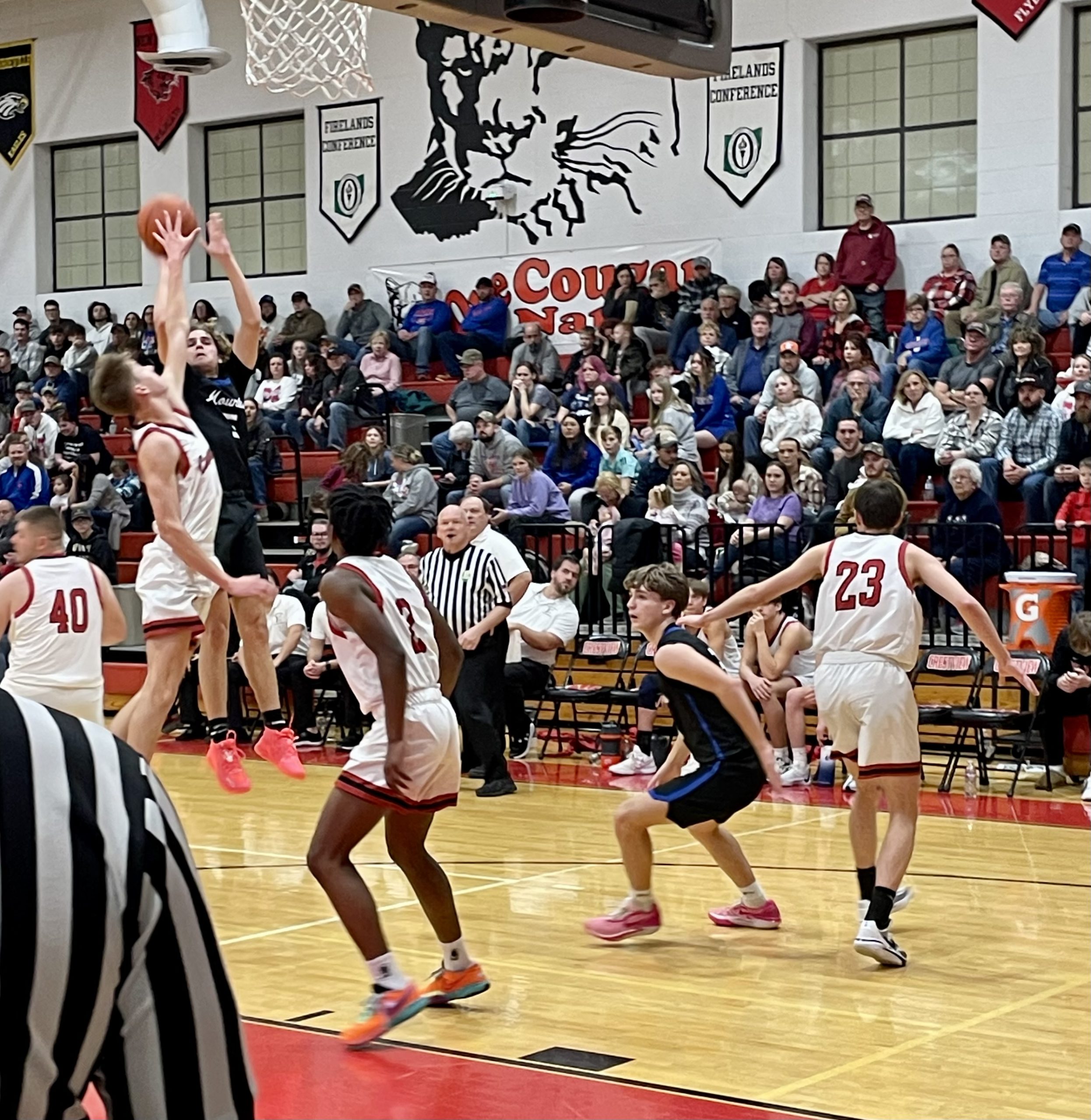 Crestview turns tight game into rout of Mapleton