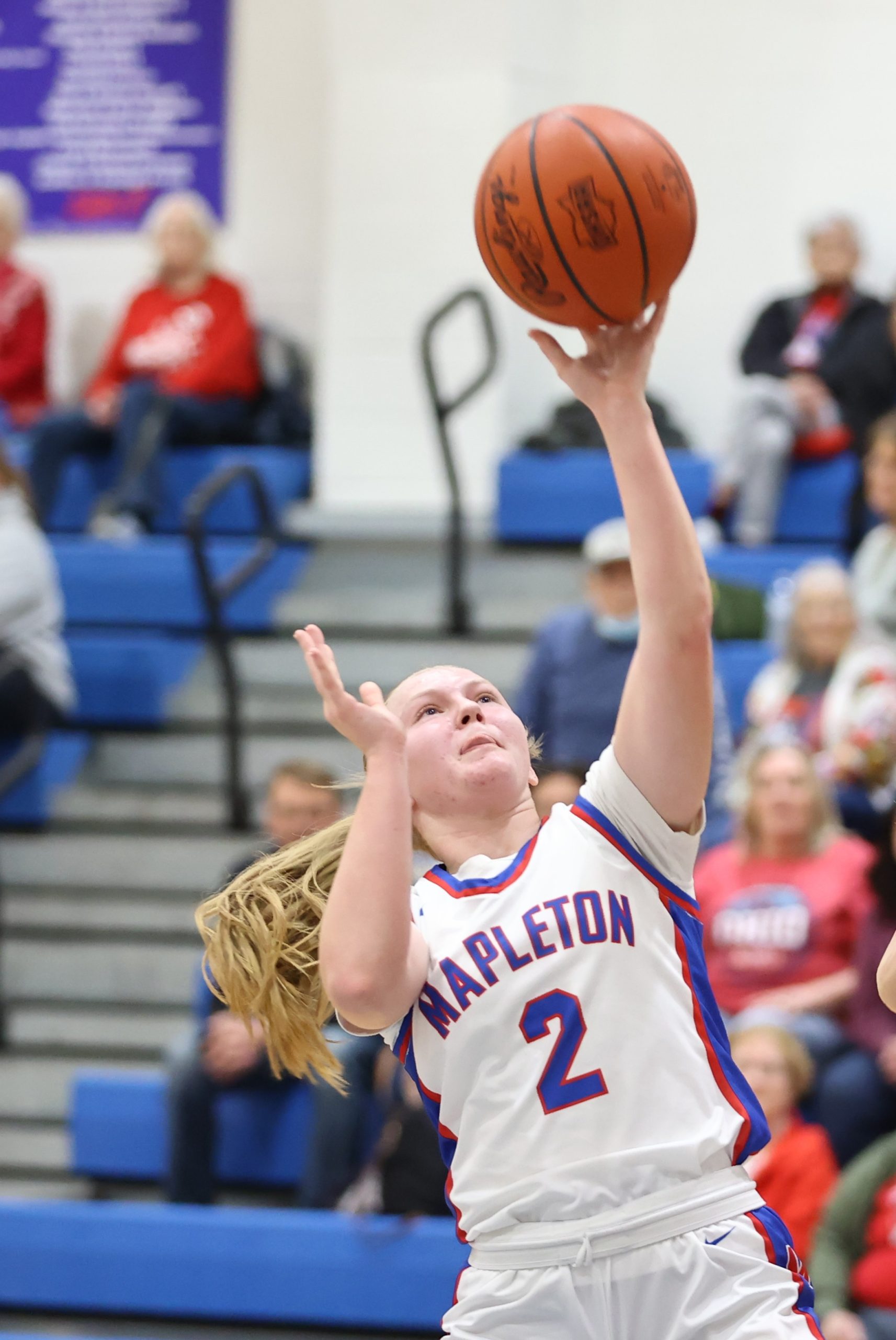 Hellickson, Mapleton crush Grand Valley in district semifinals
